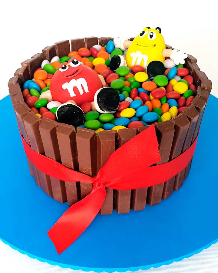 Torta KitKat MyM – TuTorta.com Bogotá – Tortas temáticas, decoradas ...